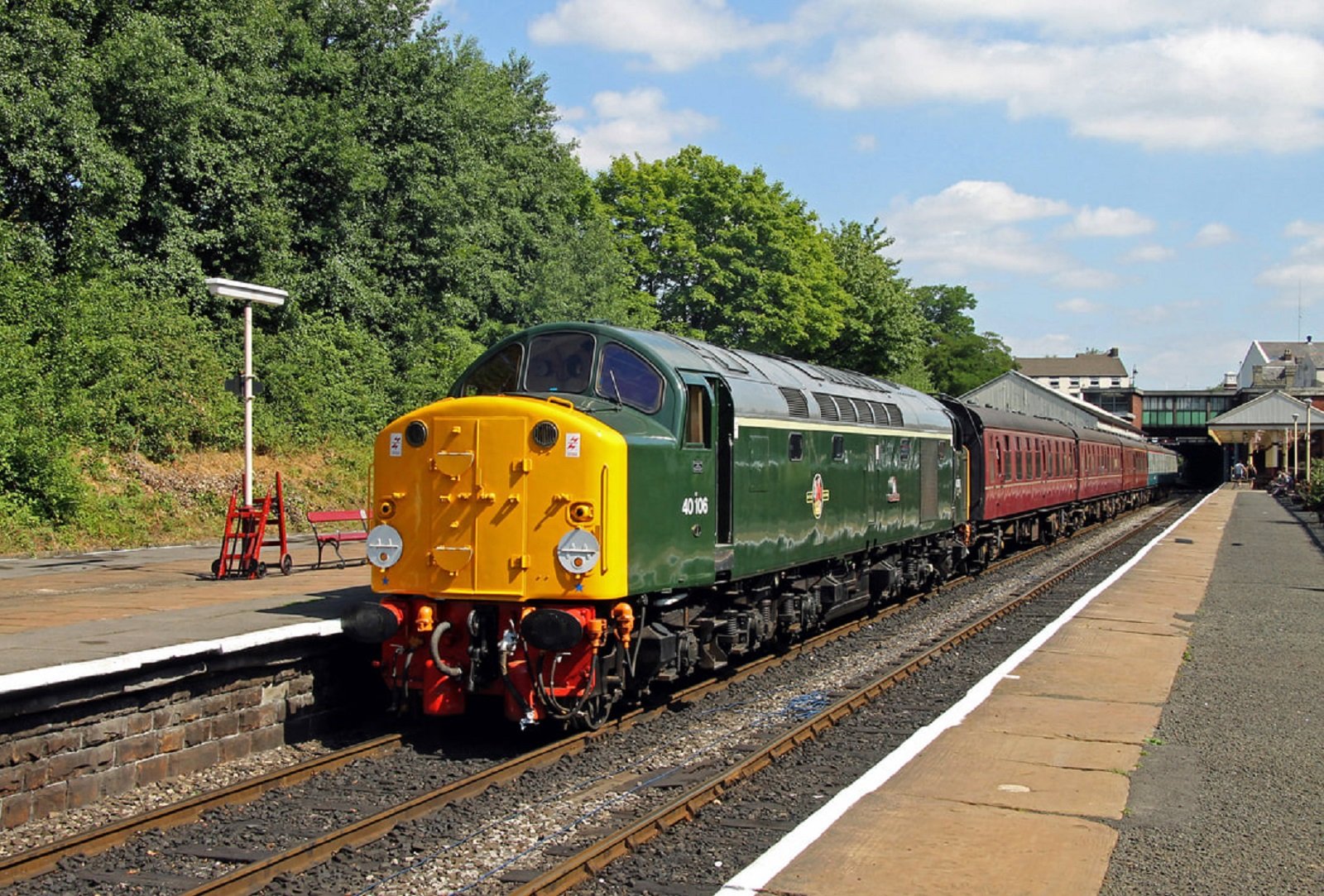 Solve BR Class 40 Diesel-Electric 40106 Atlantic Conveyor. jigsaw ...