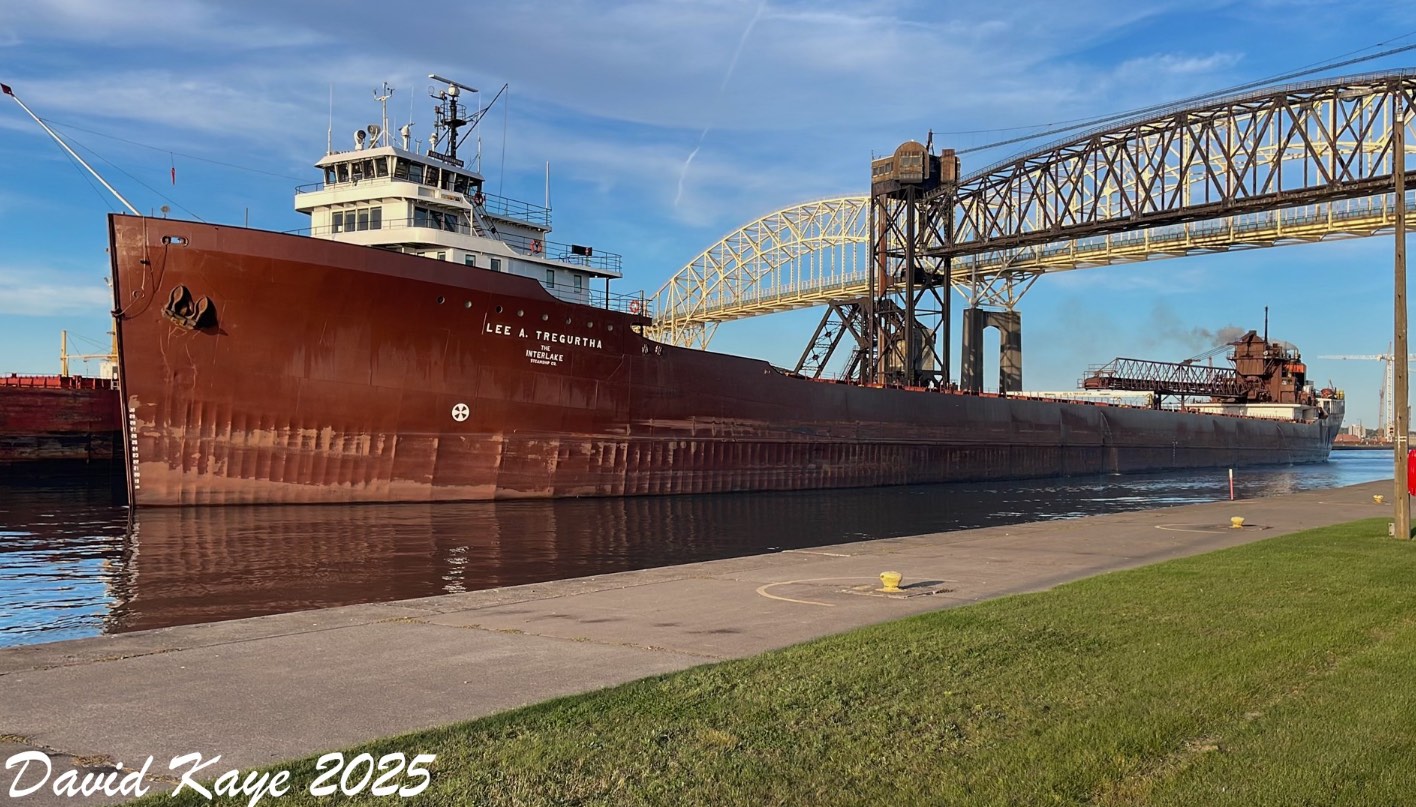 Solve Lee A Tregurtha upbound at the West Pier of the Soo Locks jigsaw ...