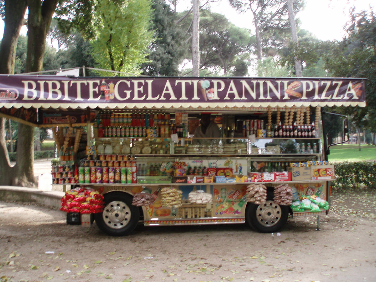 Solve Bibite Gelati Panini Pizza jigsaw puzzle online with 88 pieces