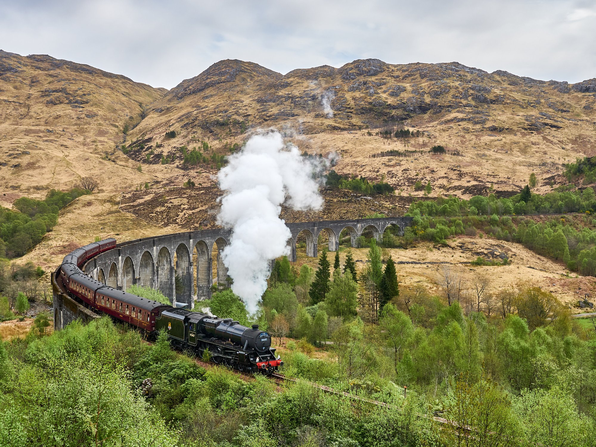 Jigsaw Puzzle | 204 pieces | Glenfinnan | Jigidi