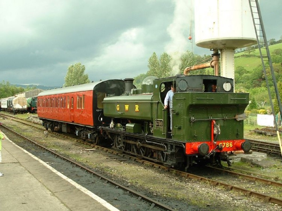 Solve GWR 57xx Class 0-6-0PT 5786 at South Devon Railway, 2002. jigsaw ...