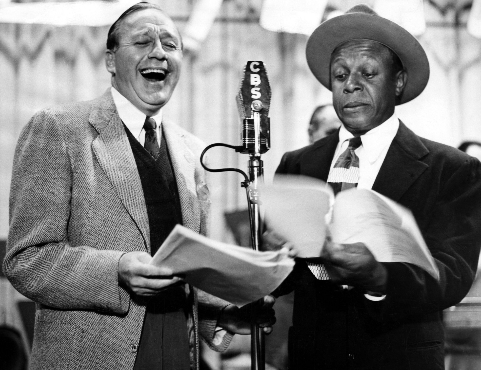 Solve Jack Benny and Rochester - Recording an episode of the original ...