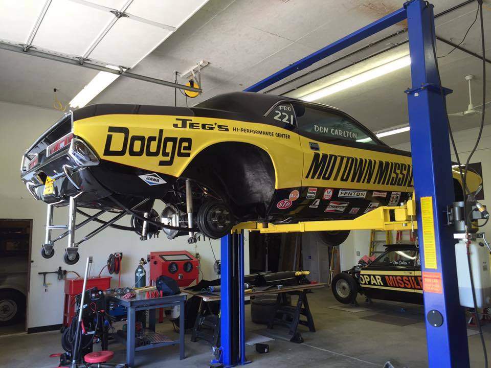 Jigsaw Puzzle | 130 pieces | Don Carlton's Pro Stock Dodge Challenger ...