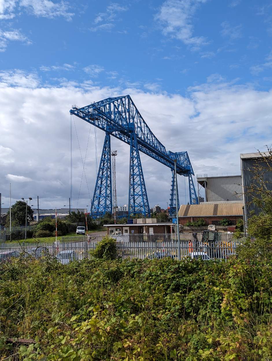 Solve transporter bridge 02 jigsaw puzzle online with 70 pieces