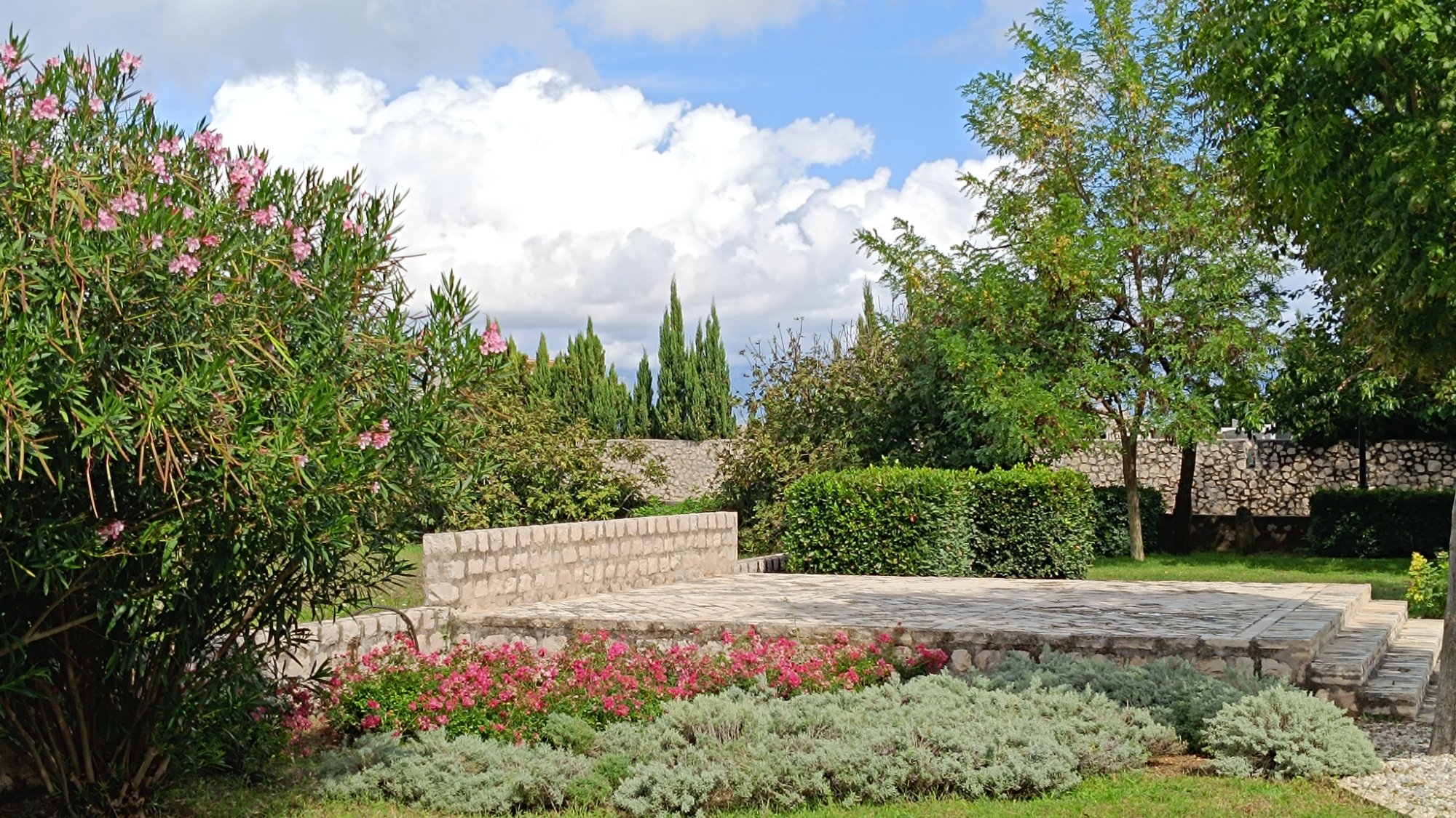 Jigsaw Puzzle | 84 pieces | Nin: Spomen park Petru Zoraniću Ninjaninu ...