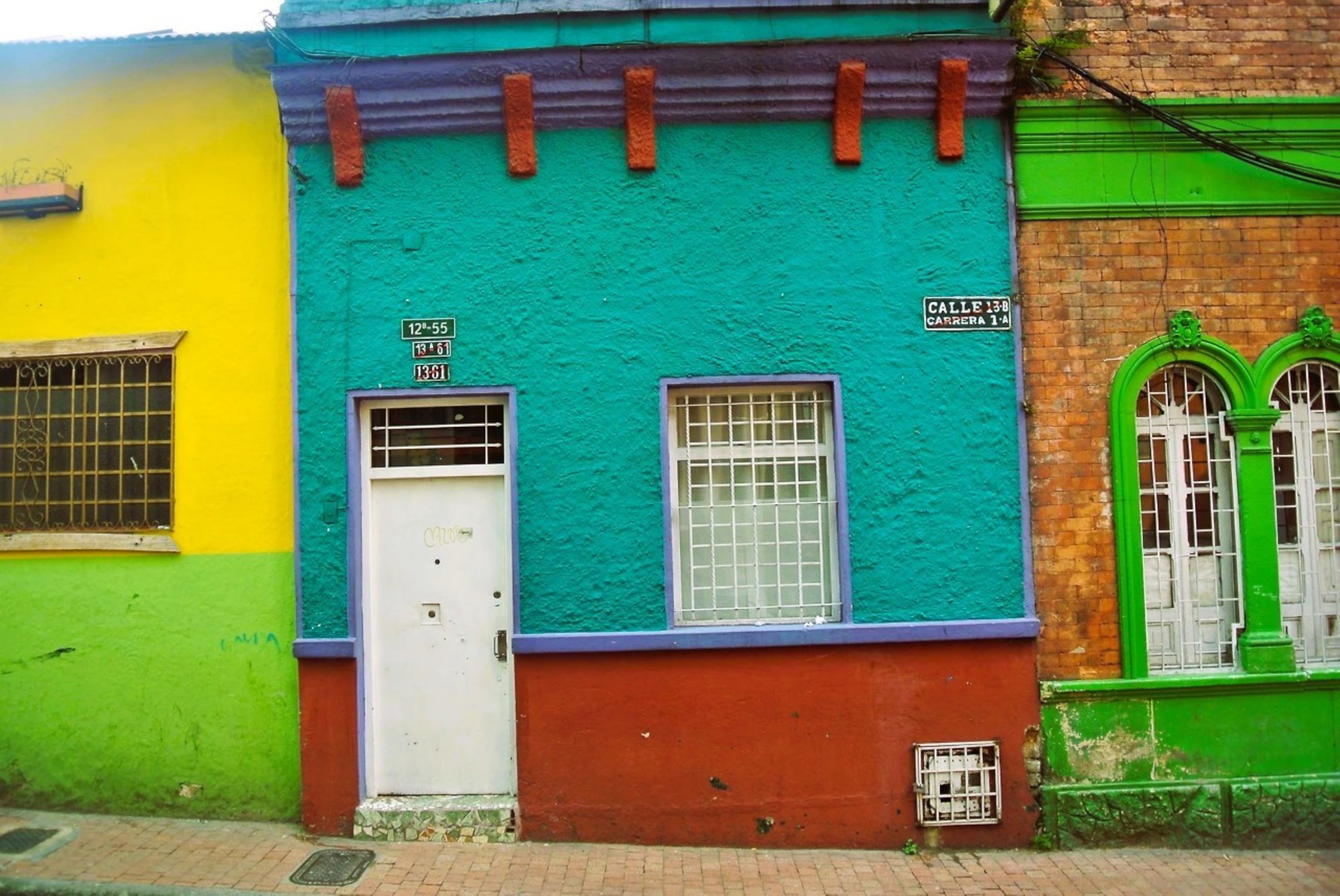 Solve Bogotá-Colombia jigsaw puzzle online with 330 pieces