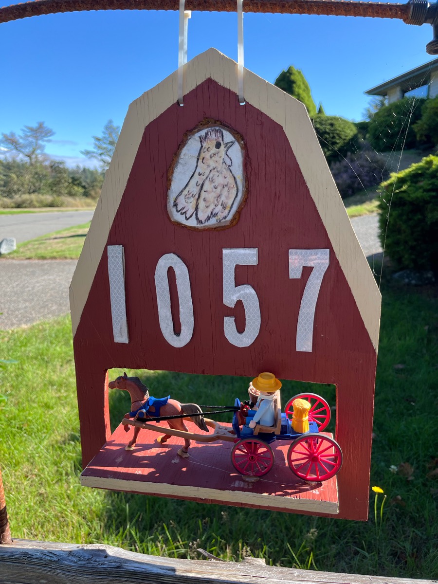 Solve Nifty address sign ! jigsaw puzzle online with 165 pieces
