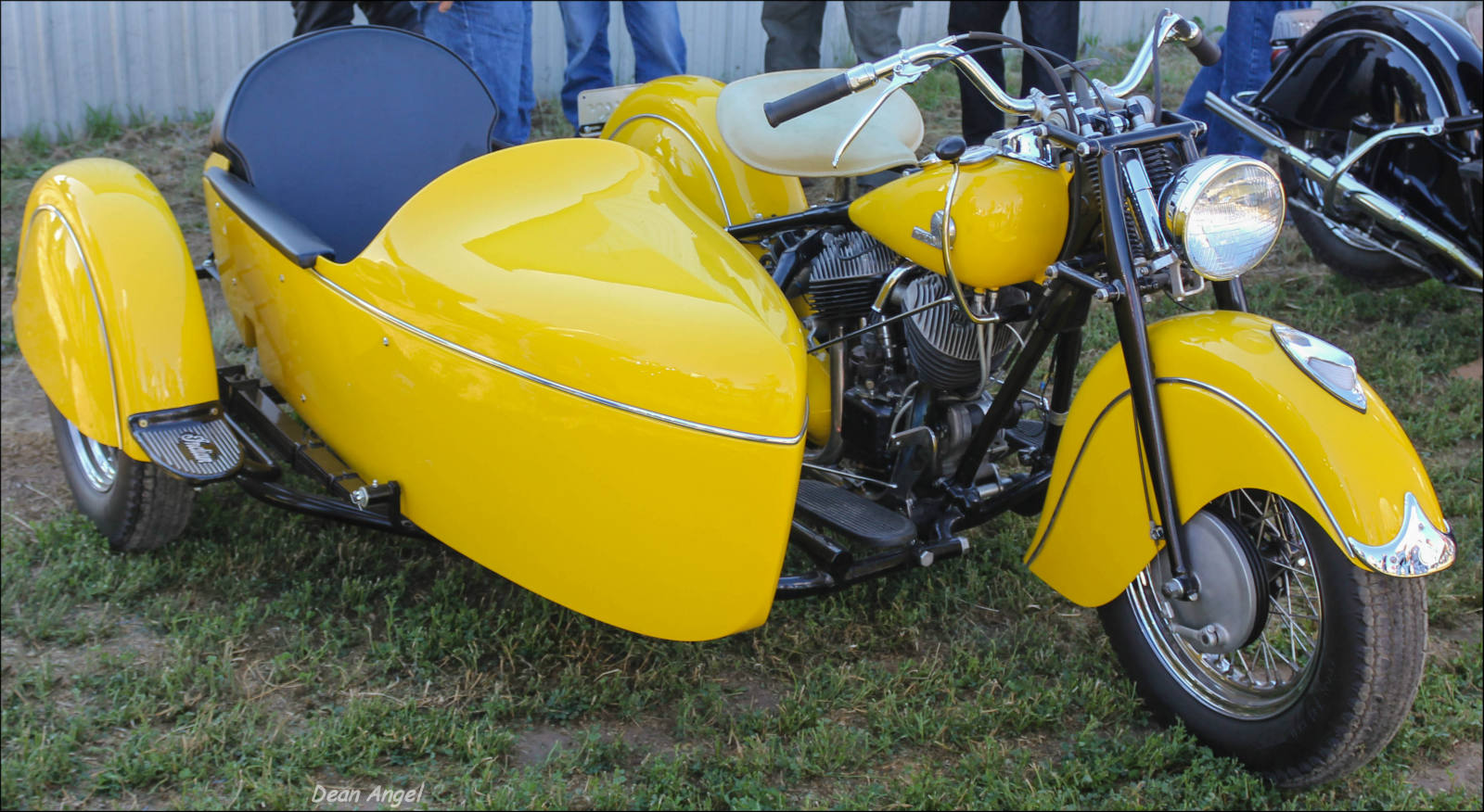 Solve Yellow Indian Sidecar jigsaw puzzle online with 144 pieces
