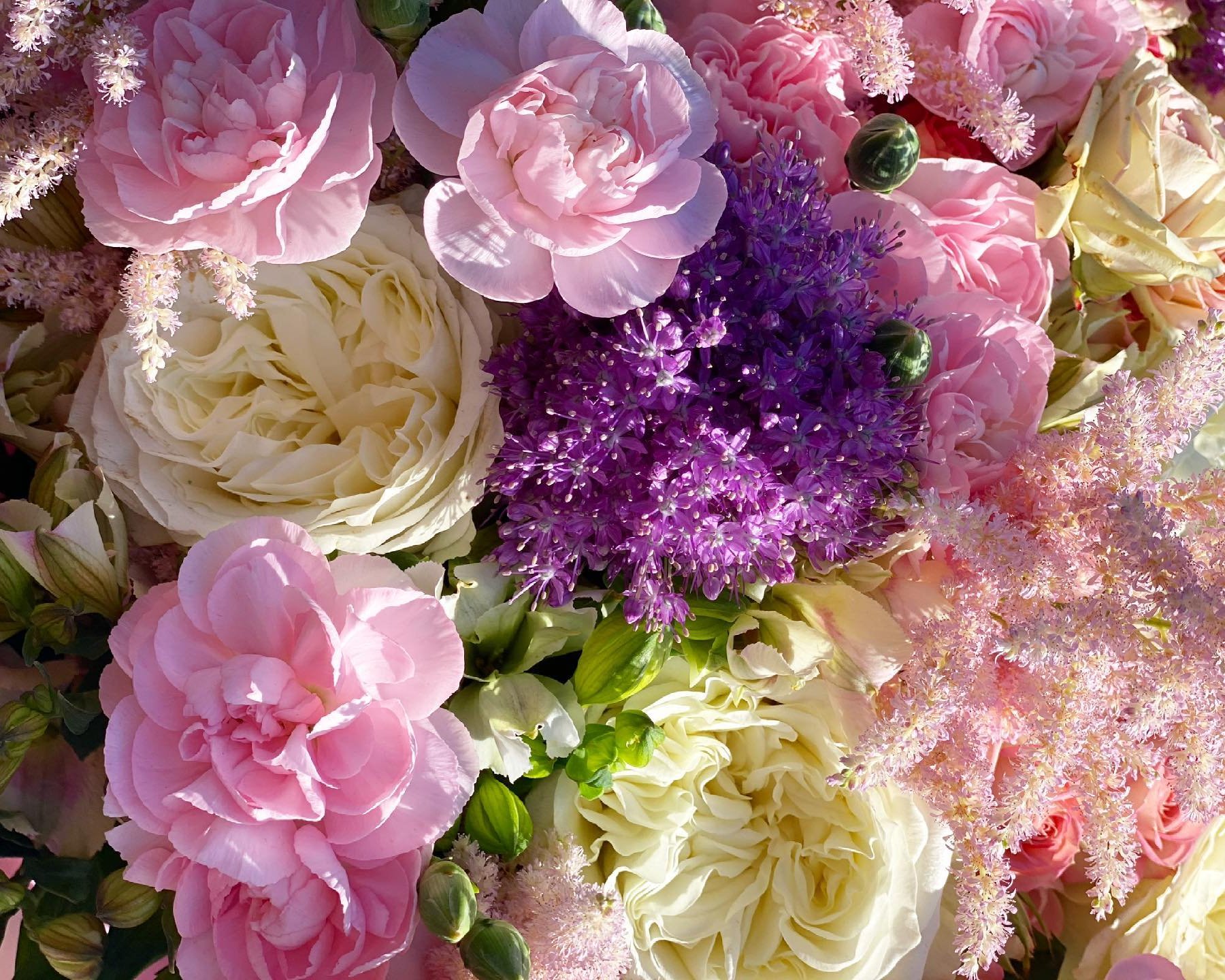 Jigsaw Puzzle | 594 pieces | flowers | Jigidi