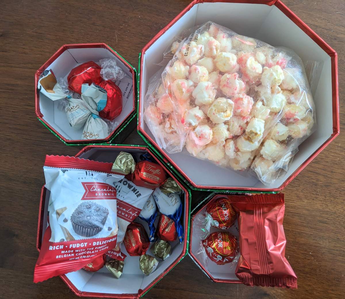 Solve Bring on the goodies jigsaw puzzle online with 30 pieces