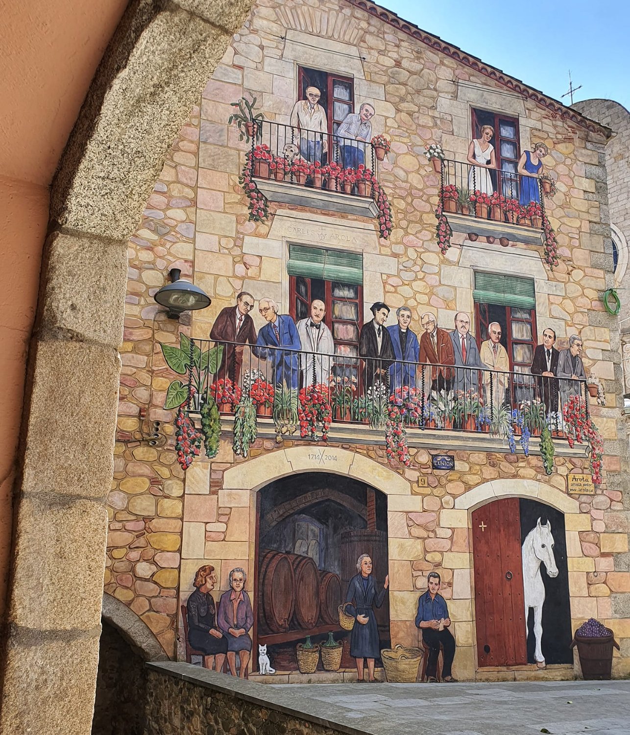 Solve Spanish mural jigsaw puzzle online with 99 pieces
