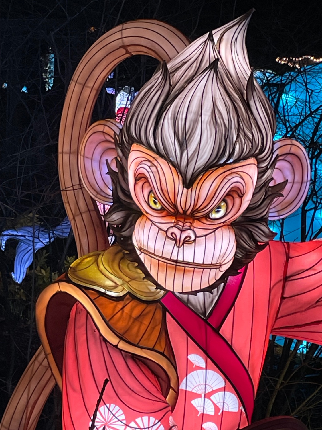 Solve The Monkey jigsaw puzzle online with 108 pieces