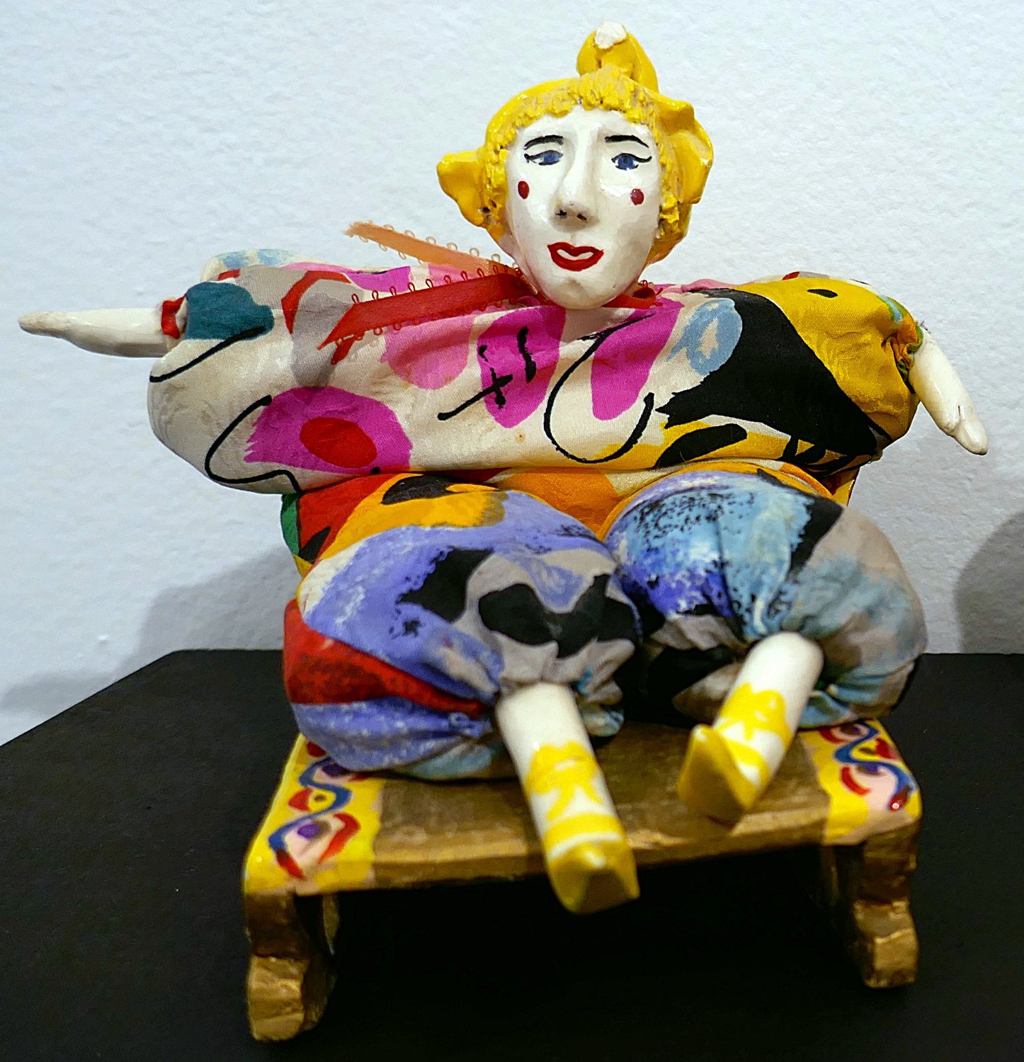 Solve Sara Botts Mixed Media jigsaw puzzle online with 81 pieces Solve Sara Botts Mixed Media jigsaw puzzle online with 81 pieces