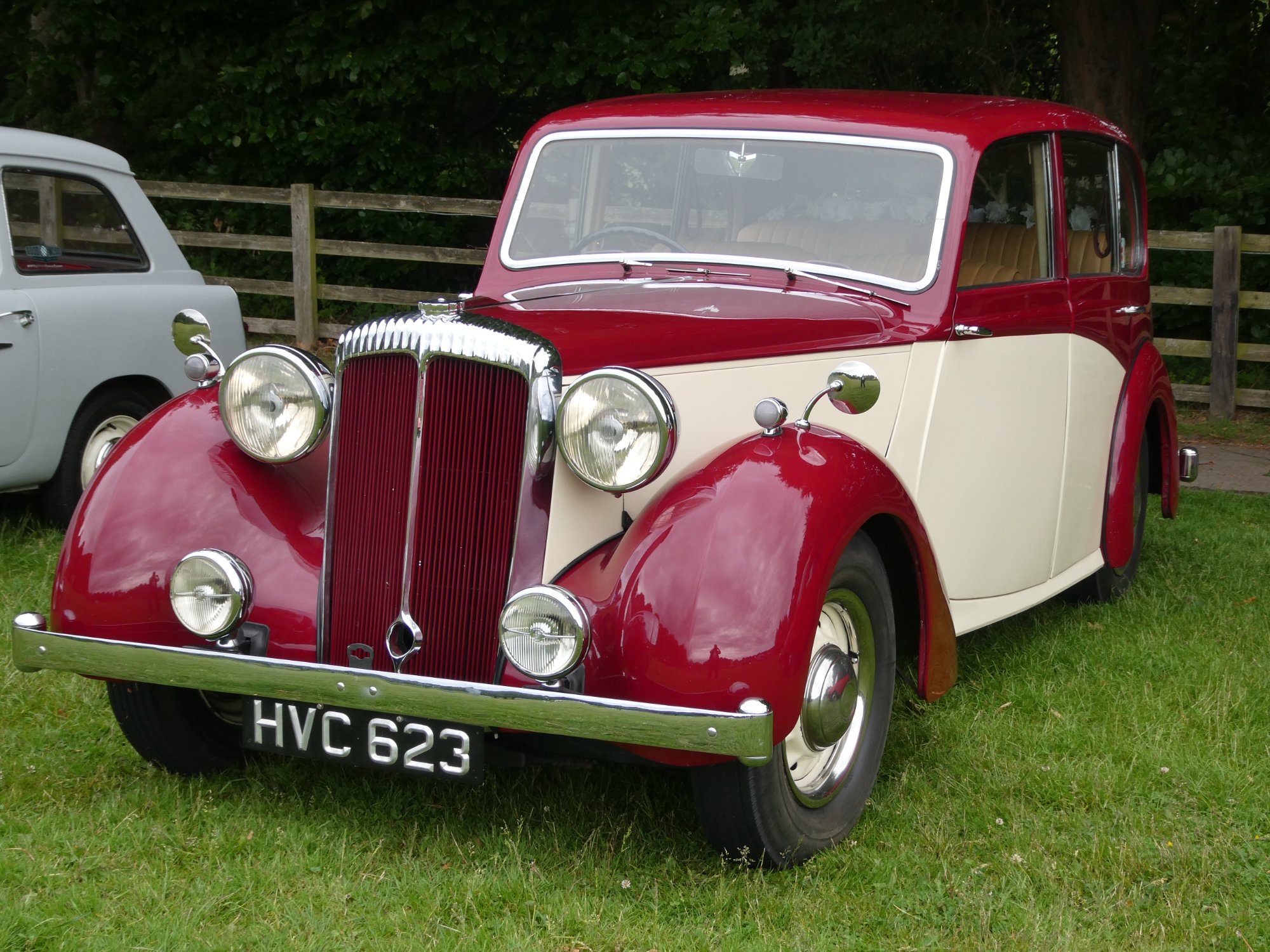 Solve 1949 Daimler DB18 Saloon jigsaw puzzle online with 108 pieces