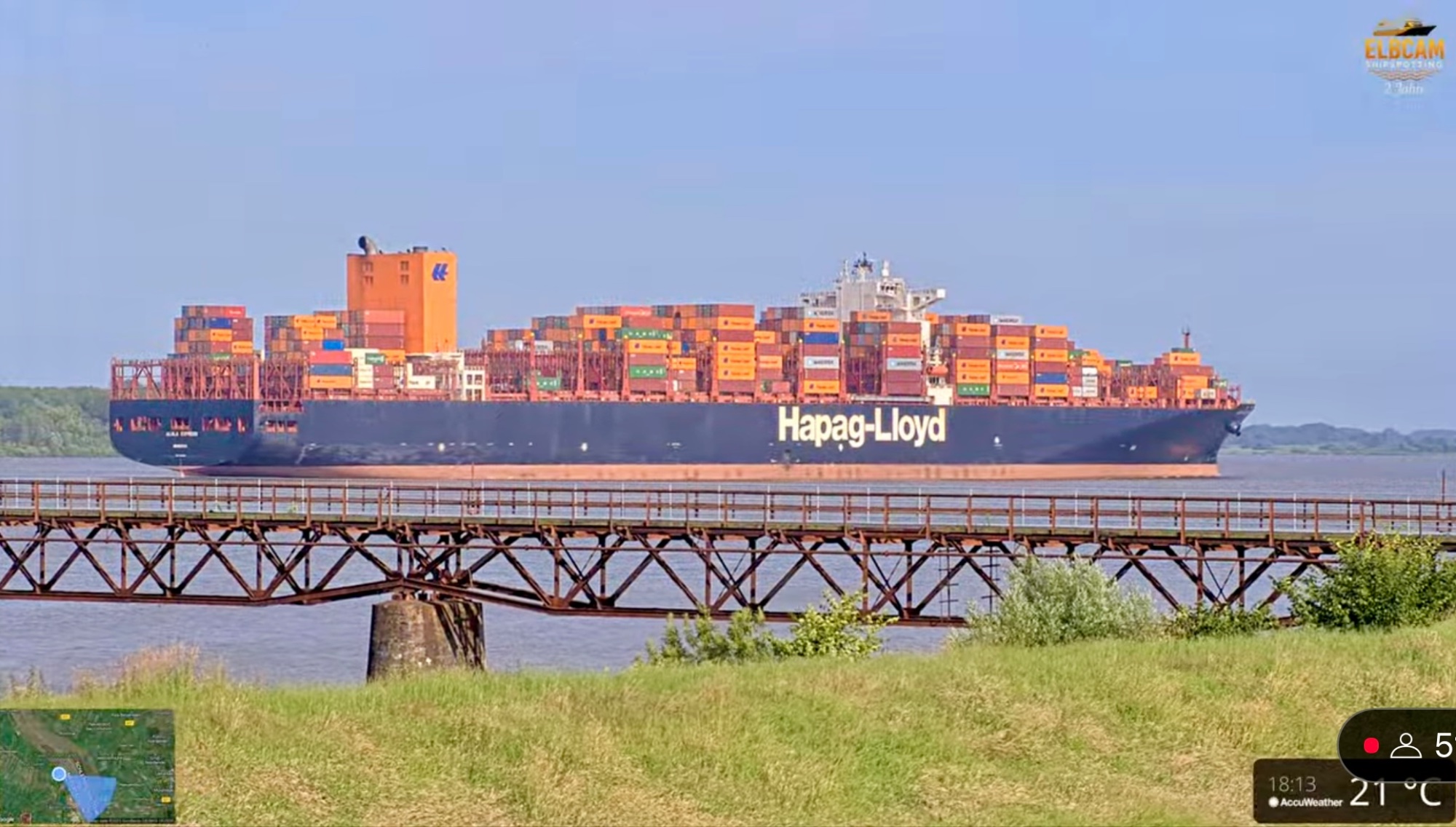 Solve Alula Express jigsaw puzzle online with 153 pieces