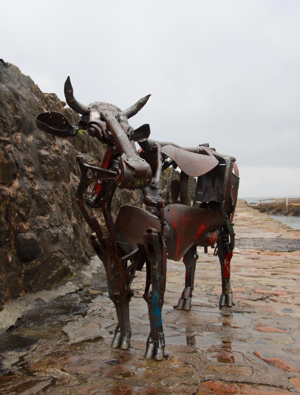 Solve Scrap Metal Cow jigsaw puzzle online with 88 pieces