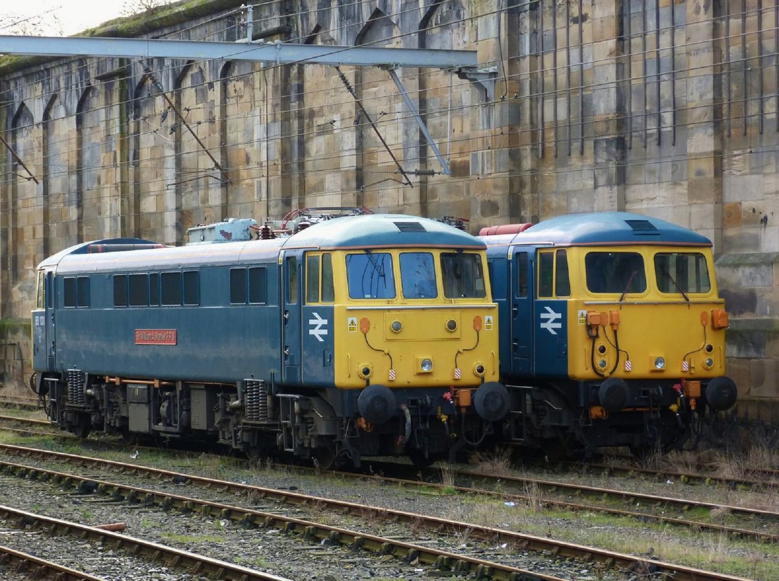 Solve BR Class 86 86101 Sir William A Stanier FRS and Class 87 87002 ...