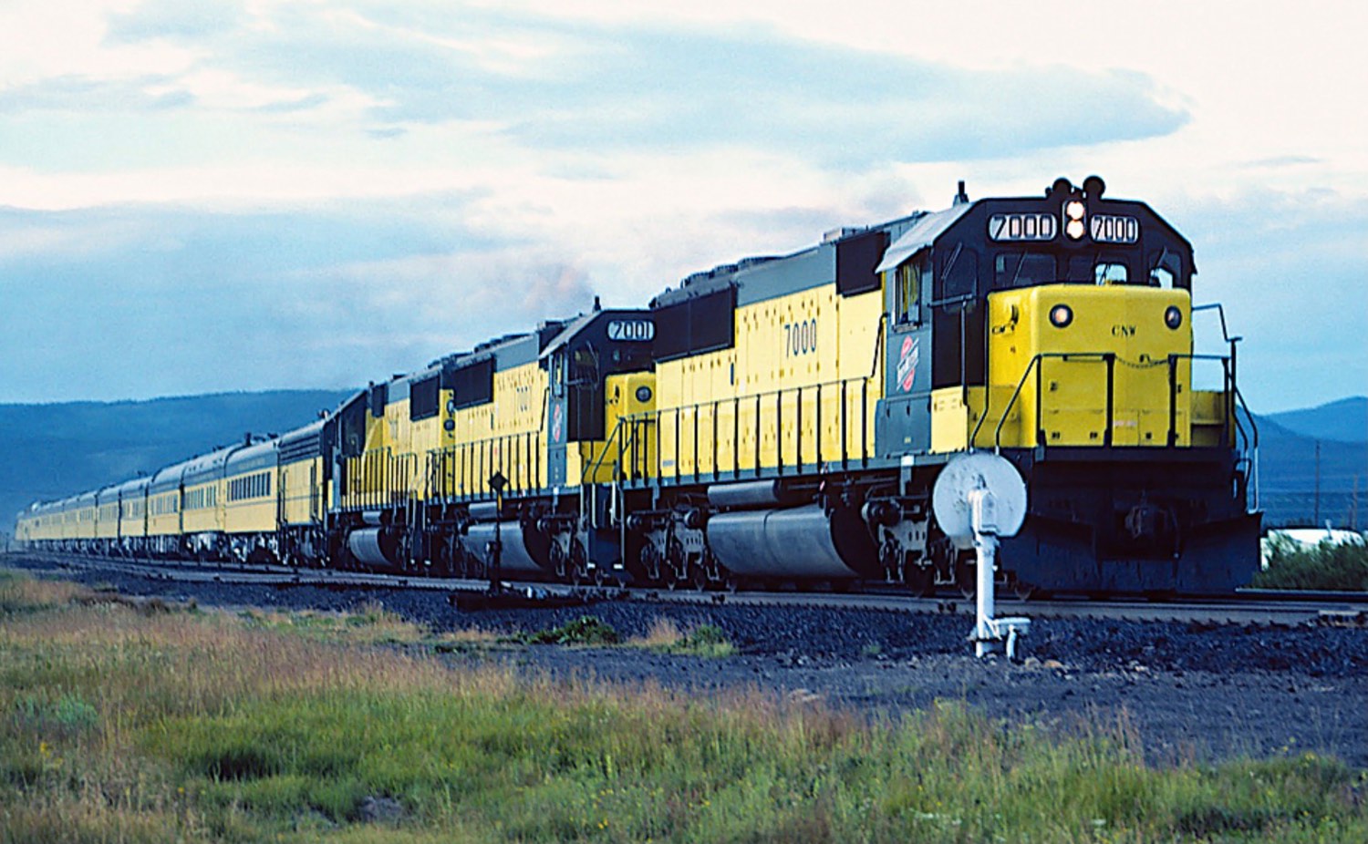 Jigsaw Puzzle | CNW 7000 Chicago & Northwestern Railroad EMD SD60 at ...
