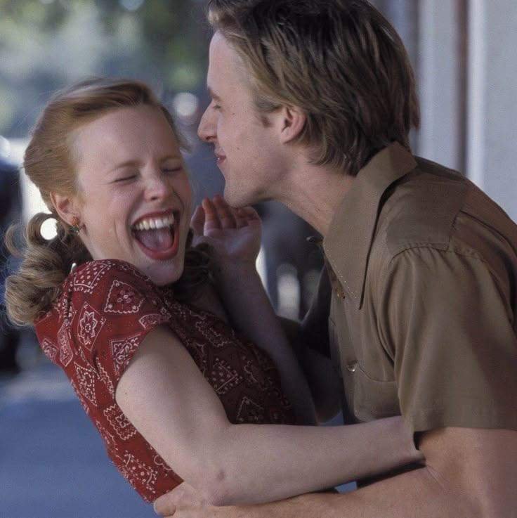 Solve The Notebook jigsaw puzzle online with 144 pieces