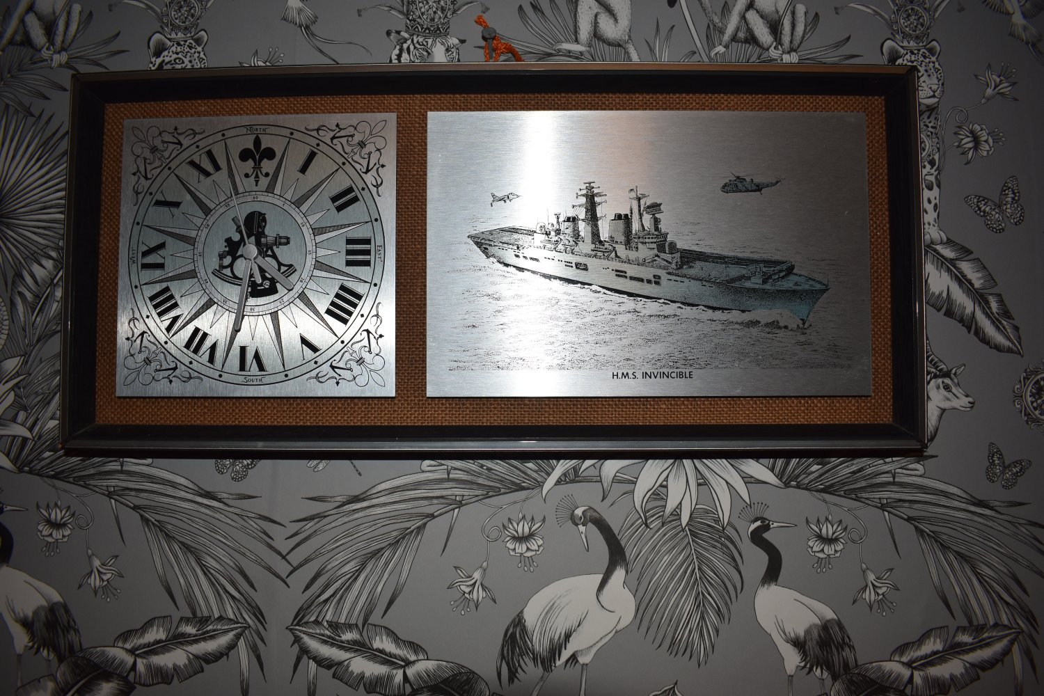 Solve HMS Invincible wall clock. jigsaw puzzle online with 12 pieces