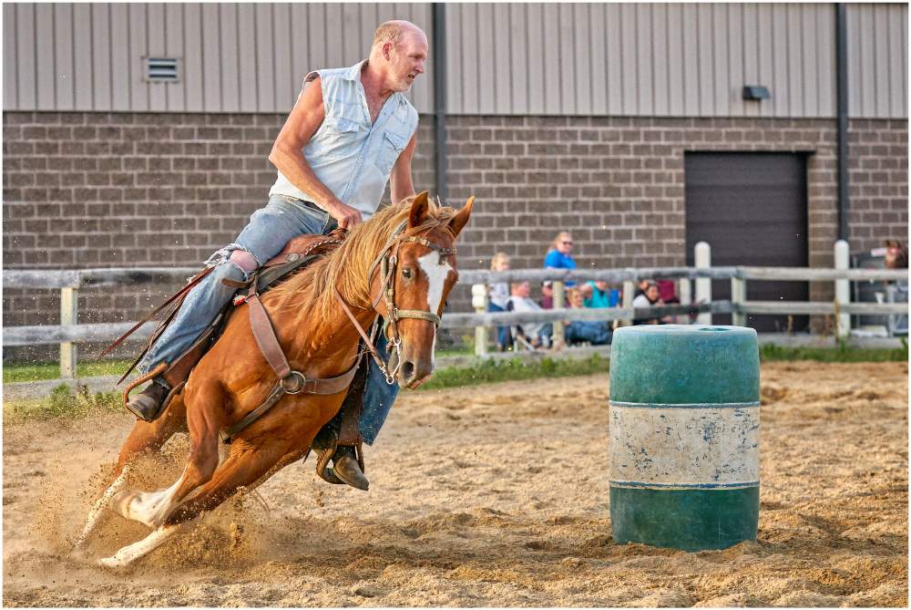 Jigsaw Puzzle | Mark Running Barrels | 12 pieces | Jigidi