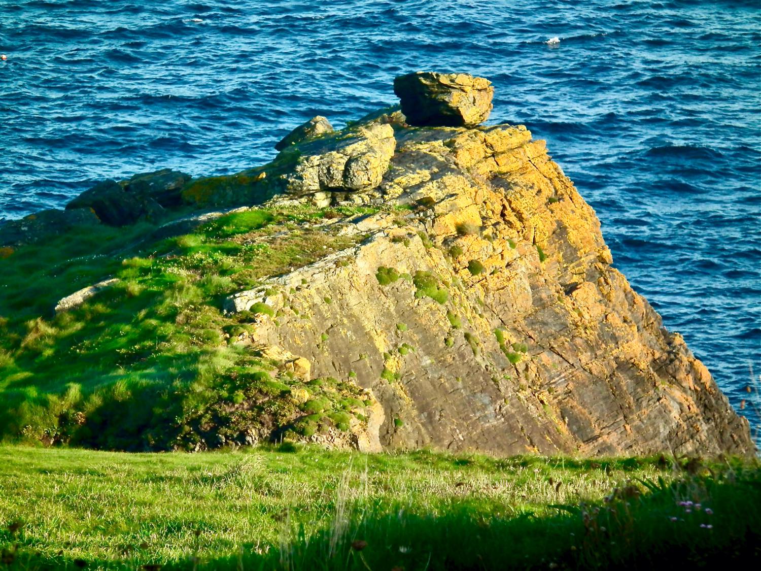 Solve Lizard Point. Cornwall. UK. jigsaw puzzle online with 99 pieces