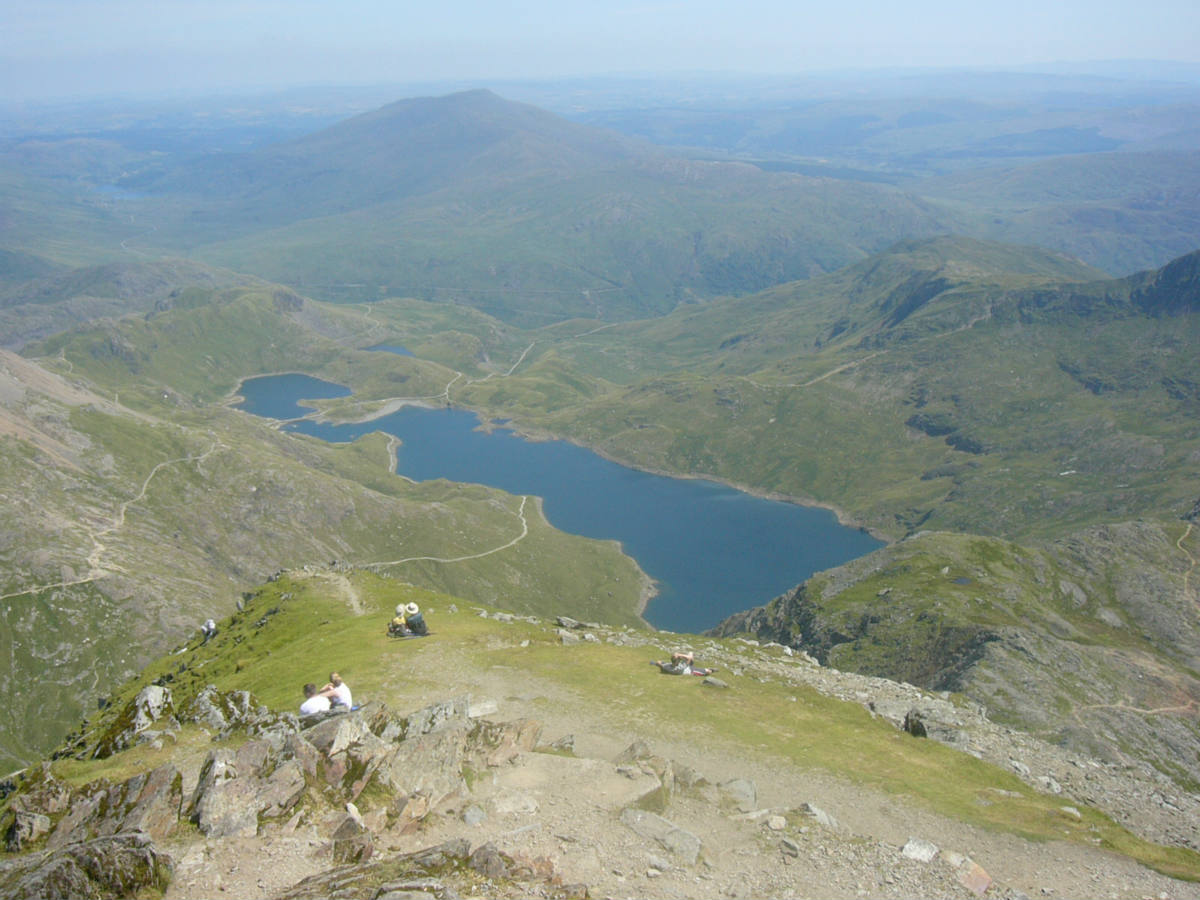 Solve view from the top of Snowdon jigsaw puzzle online with 48 pieces