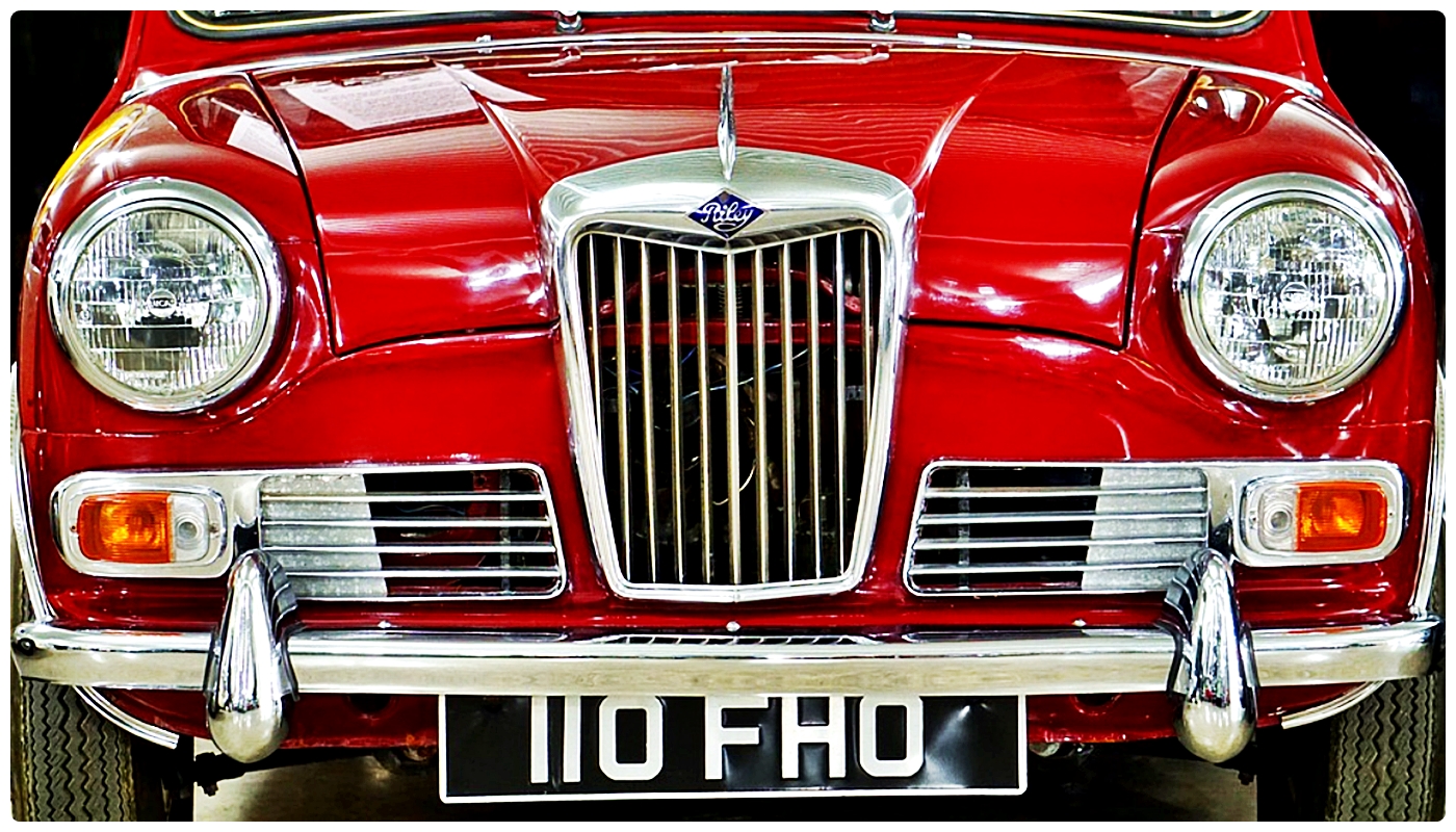 Solve Classic Red Riley Front Grill Detail jigsaw puzzle online with ...