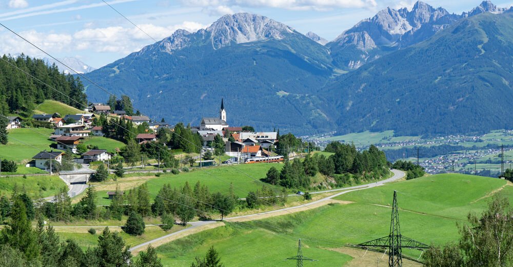 Solve Reith bij seefeld jigsaw puzzle online with 144 pieces