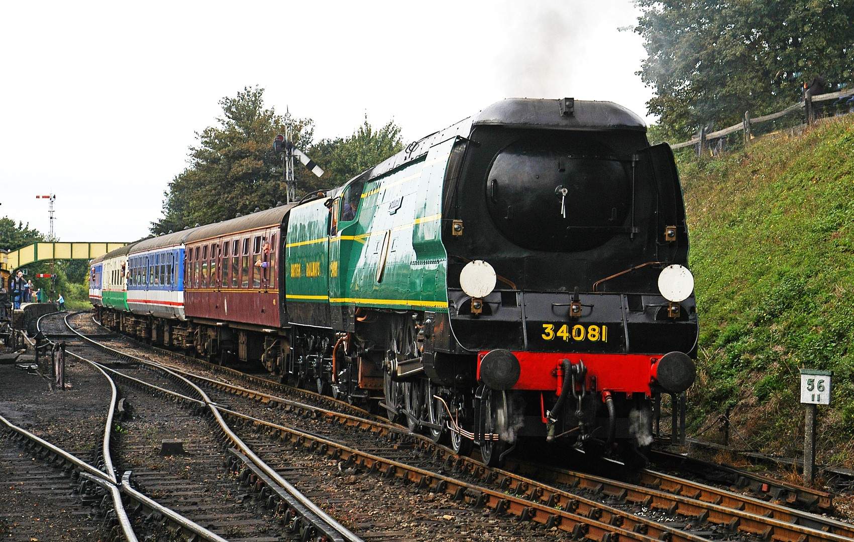 Solve SR Oliver Bulleid Battle of Britain Class 4-6-2 34081 92 Squadron ...