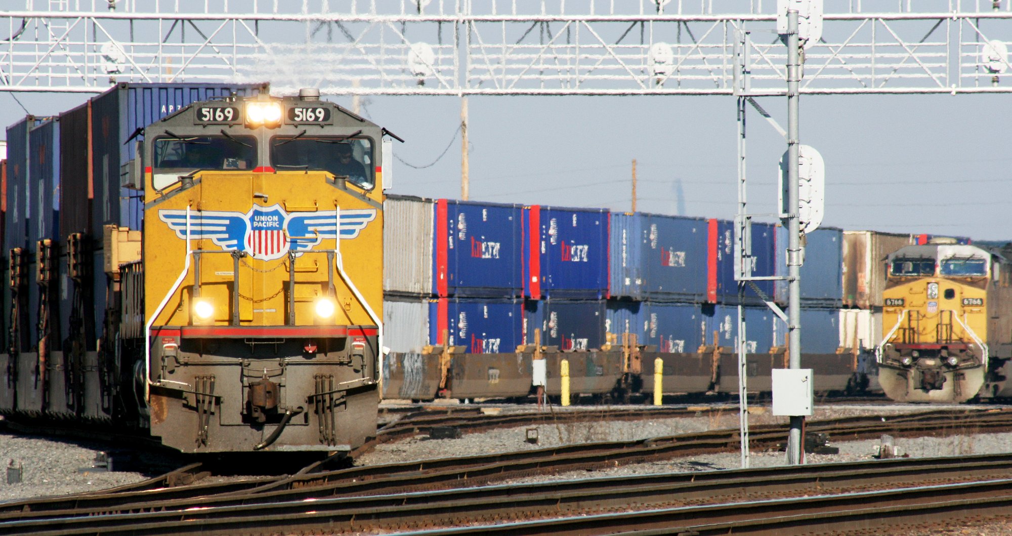Solve The Union Pacific 5169 Intermodal Departing Dupo Illinois jigsaw ...