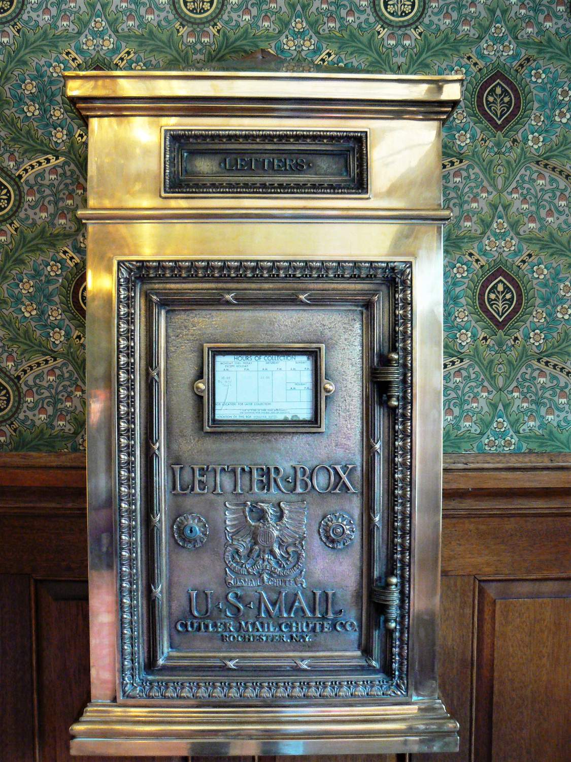 Solve Letter box in Durango, Colorado jigsaw puzzle online with 130 pieces