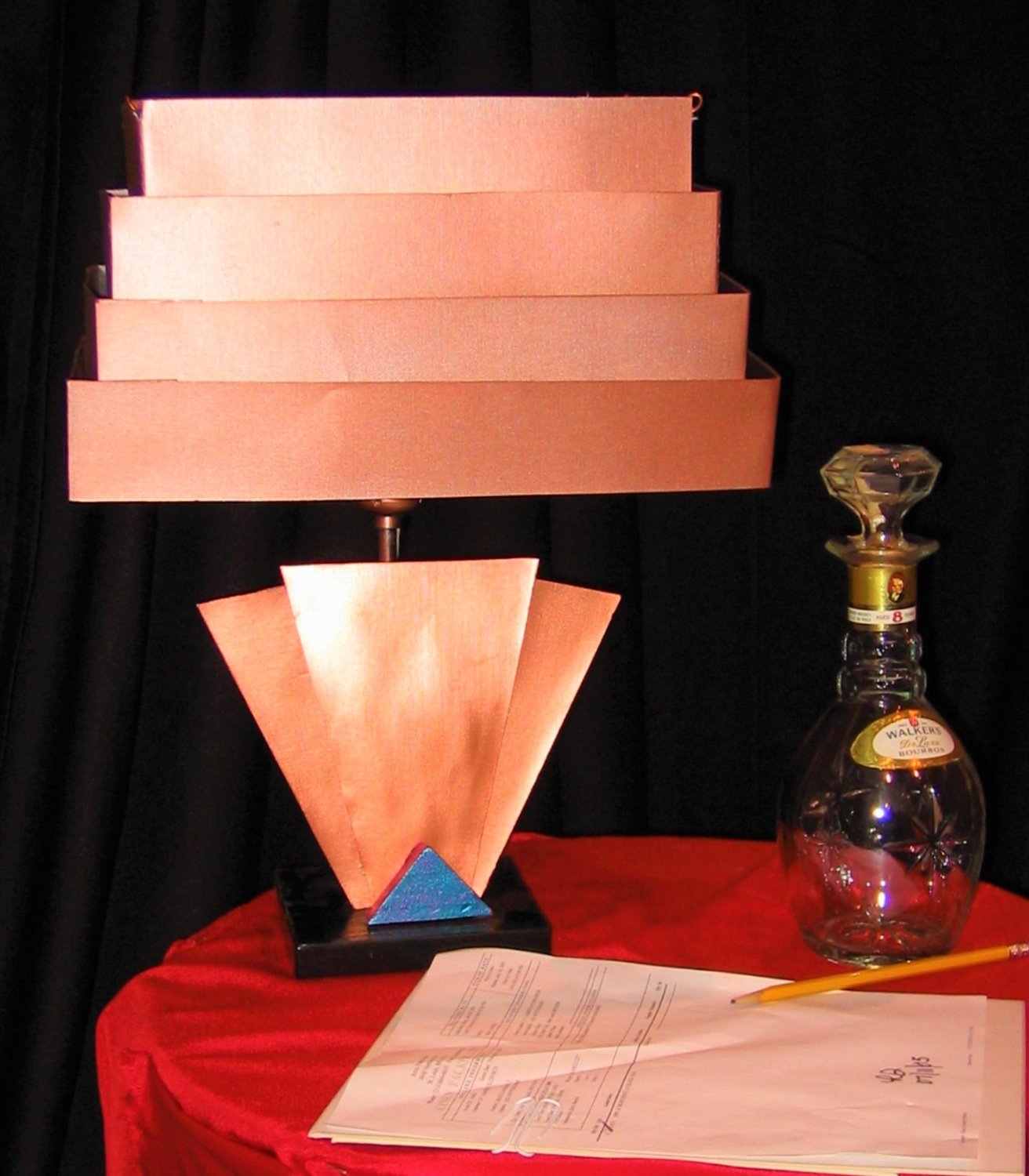 Solve Stage Prop Art Deco Lamp (medium) jigsaw puzzle online with 72 pieces