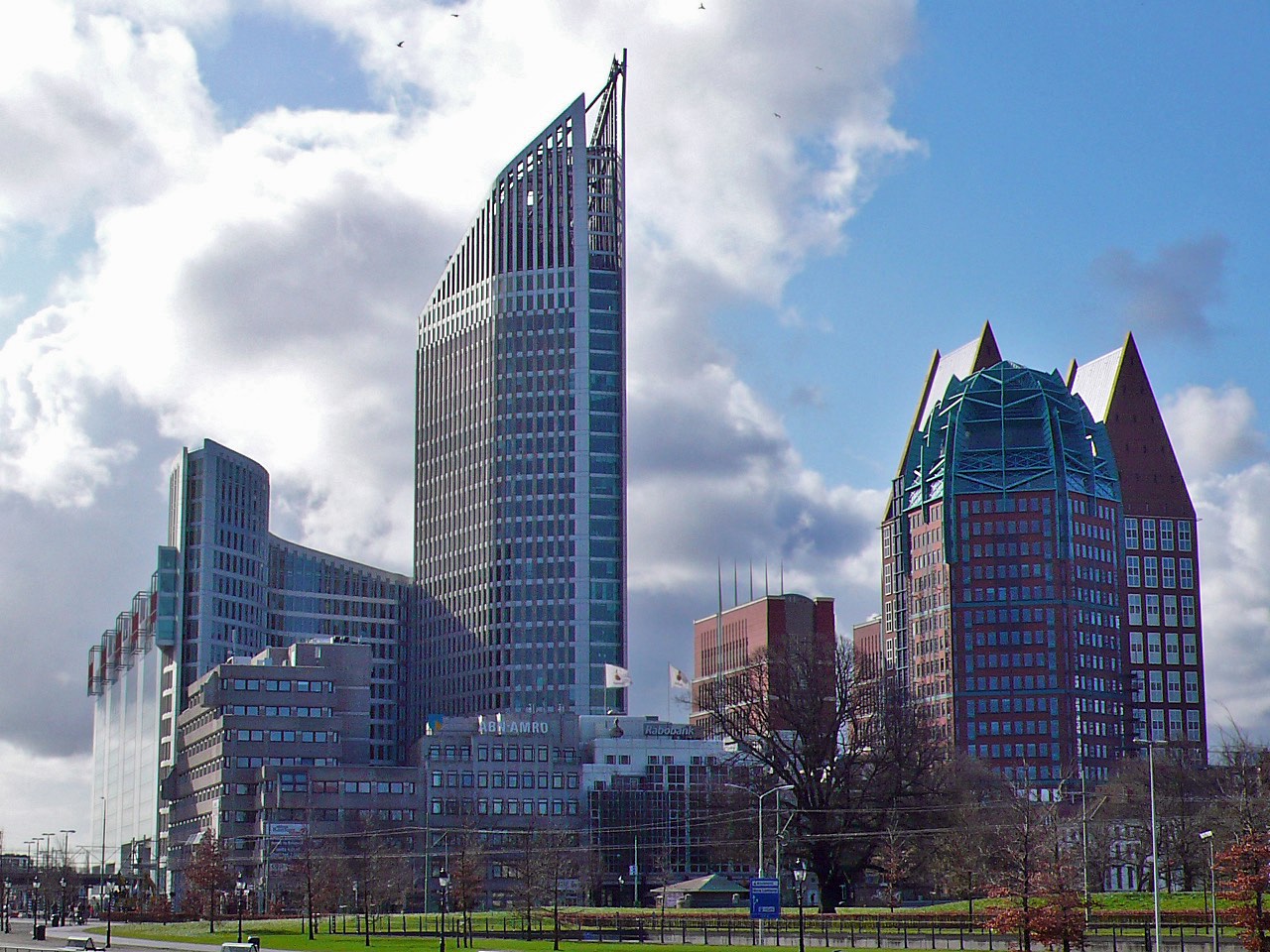 Solve Den Haag/The Hague, vieuw to area around Oranjebuitensingel from ...