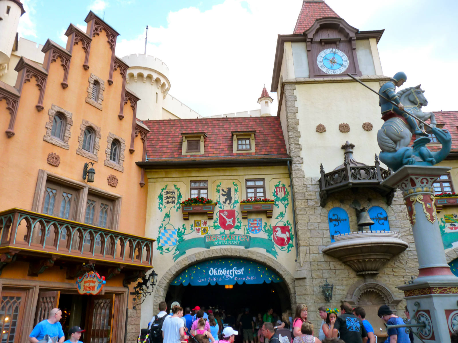 Solve Epcot - Germany jigsaw puzzle online with 540 pieces