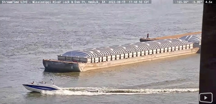 Solve Pleasure boat and David L Fields jigsaw puzzle online with 55 pieces