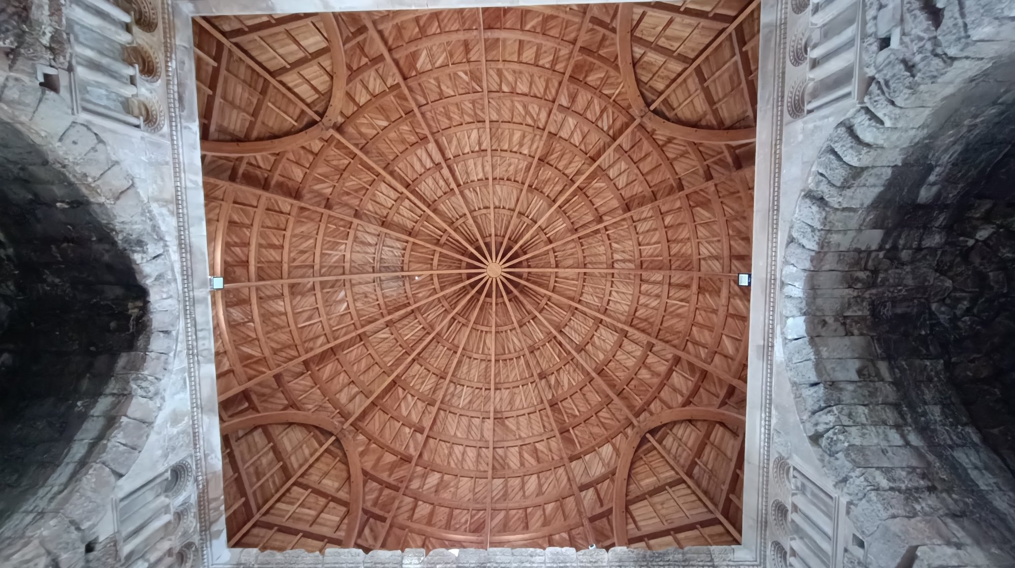 Solve Roof of the Reception Hall (Umayyad Period) jigsaw puzzle online ...