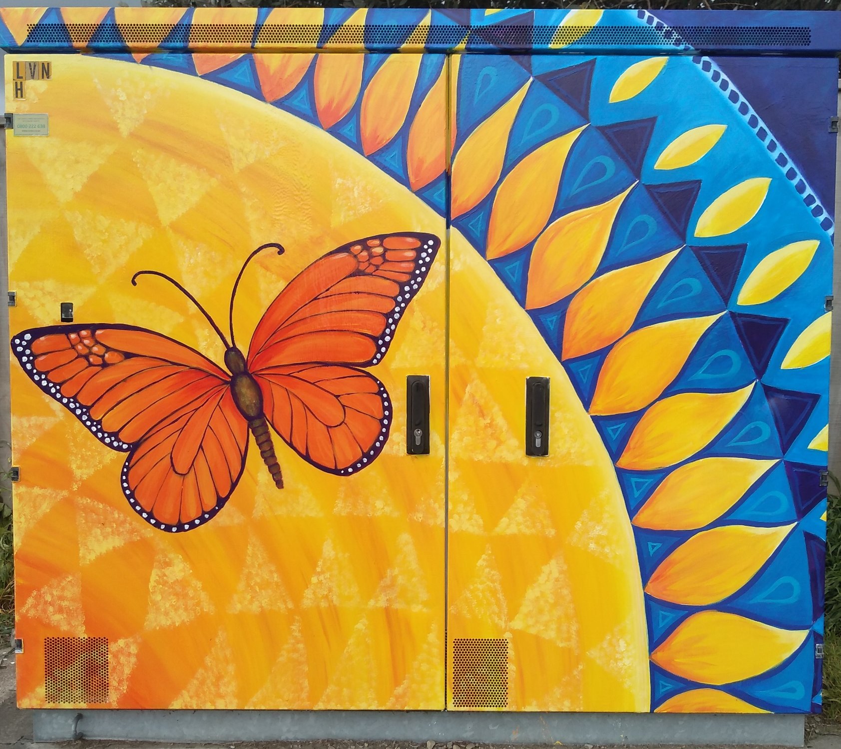 Solve Transformation jigsaw puzzle online with 156 pieces