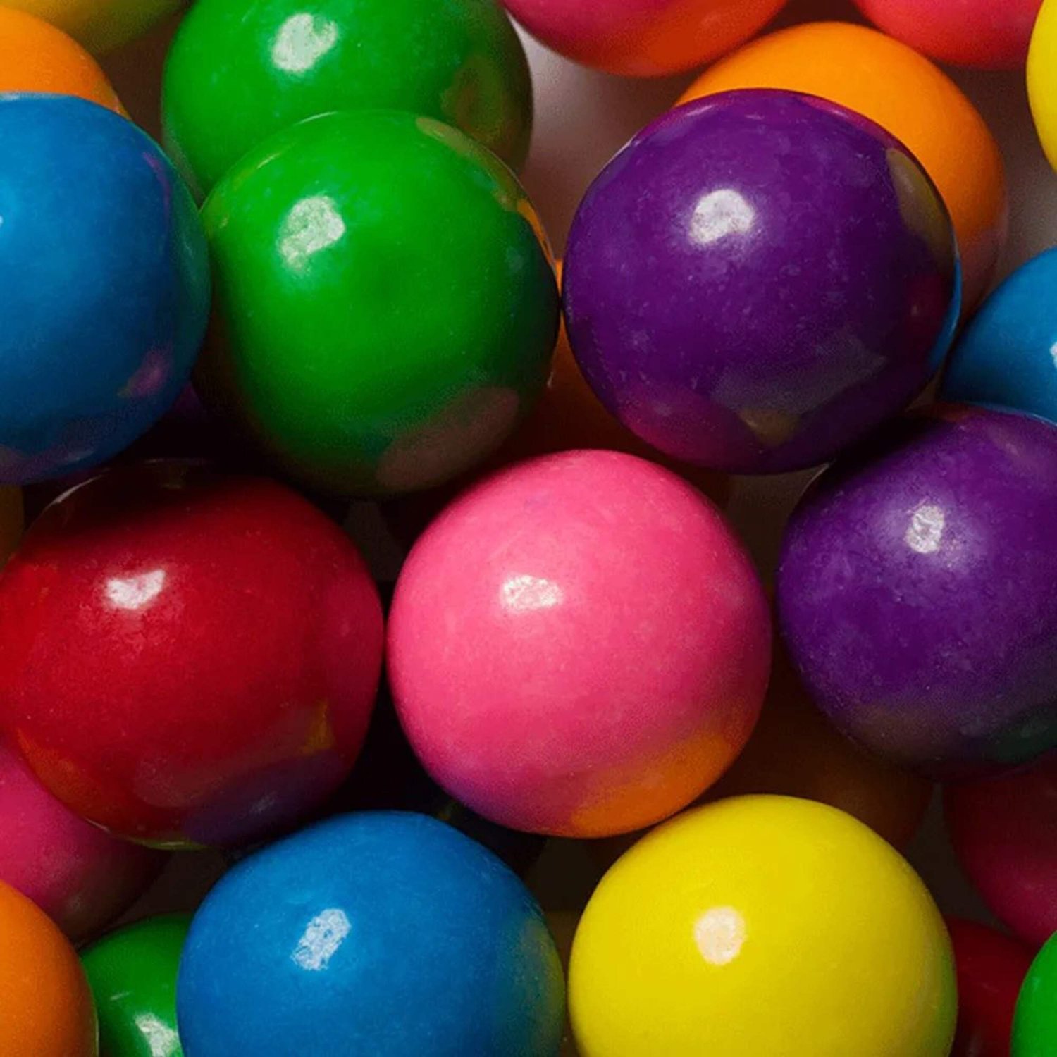 Solve Multy-flavored gumballs jigsaw puzzle online with 600 pieces