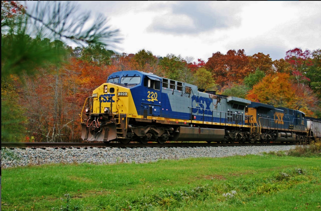 Solve CSX 220 and CSX 569 coal train WV jigsaw puzzle online with 150 ...