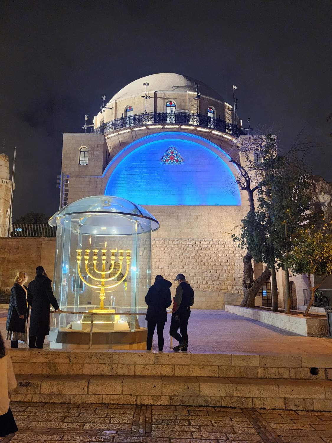Solve Hurva Synagogue jigsaw puzzle online with 154 pieces