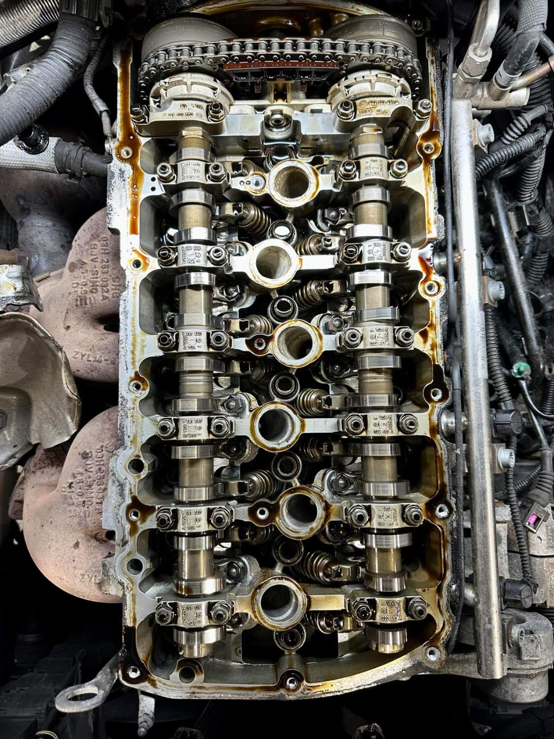 Solve Valvetrain of a Porsche VR6 Engine jigsaw puzzle online with 108 ...