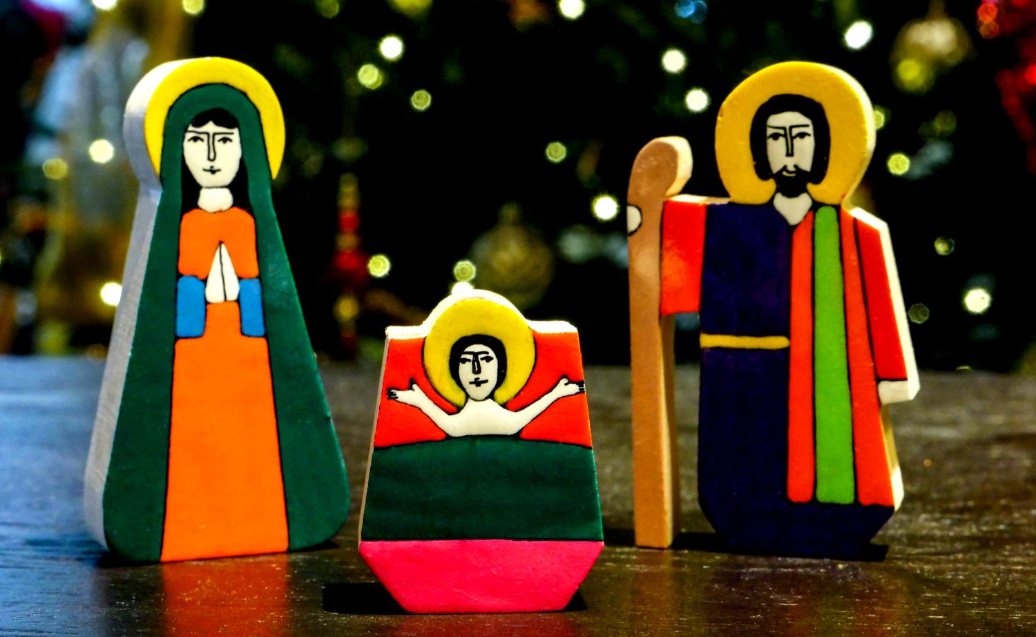 Solve nativity jigsaw puzzle online with 24 pieces