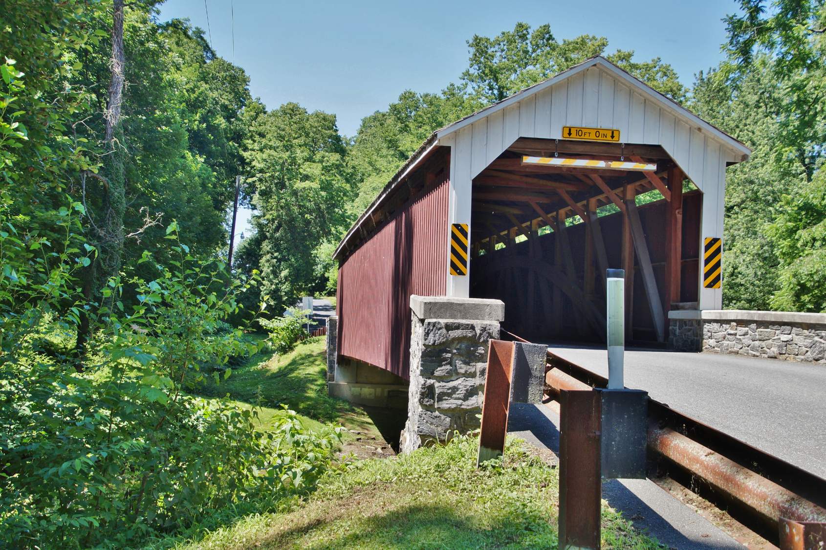 Solve Bridge jigsaw puzzle online with 126 pieces