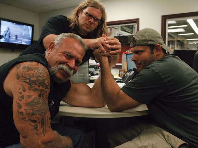 Solve 0805_crup_01_z+oc_empire_orange_county_choppers+occ_guys jigsaw ...