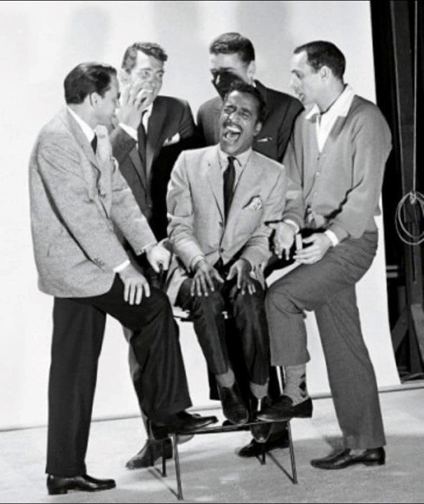 Solve The Rat Pack jigsaw puzzle online with 9 pieces