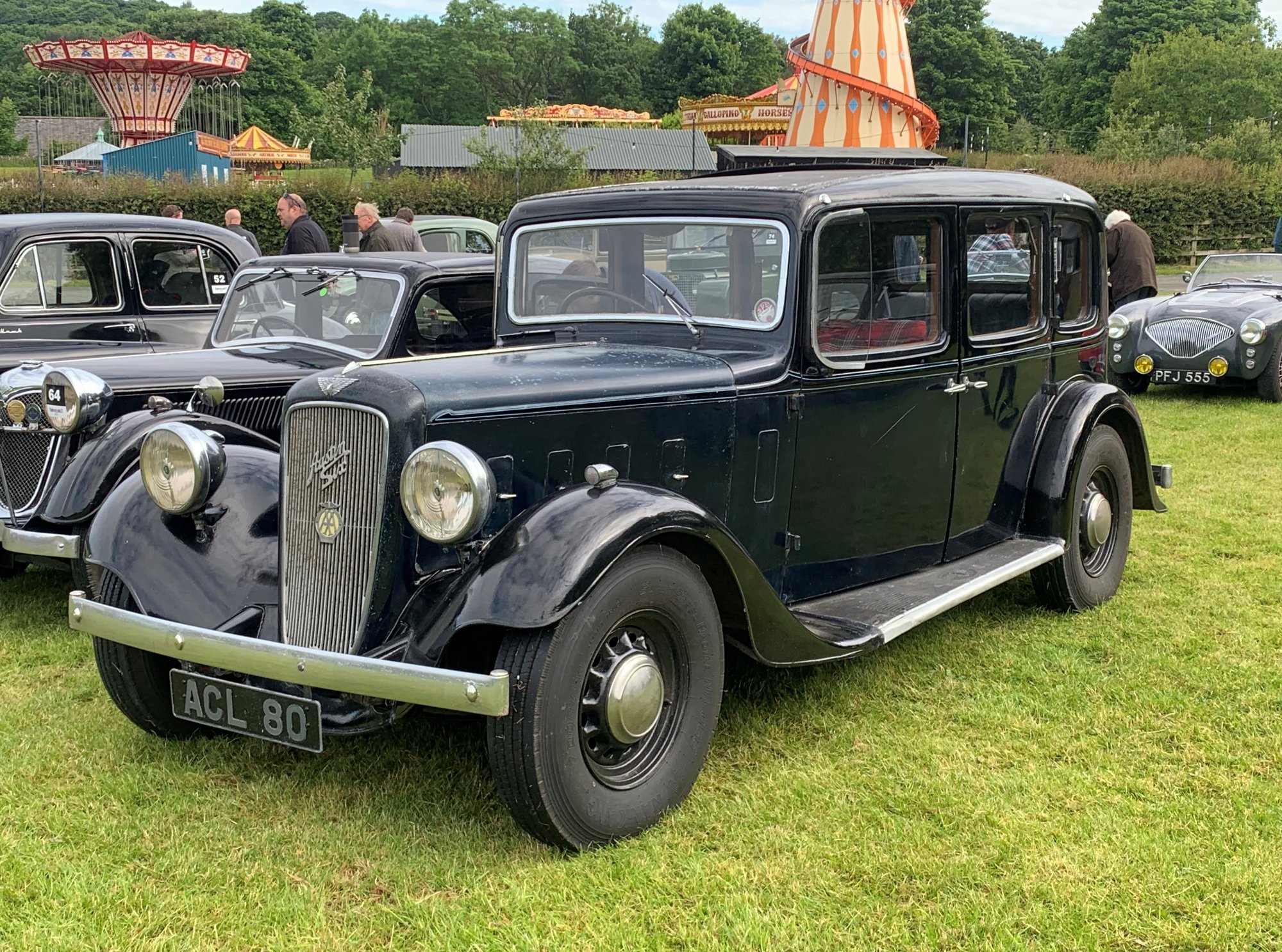 Solve 1937 Austin 18/6 York Saloon jigsaw puzzle online with 108 pieces