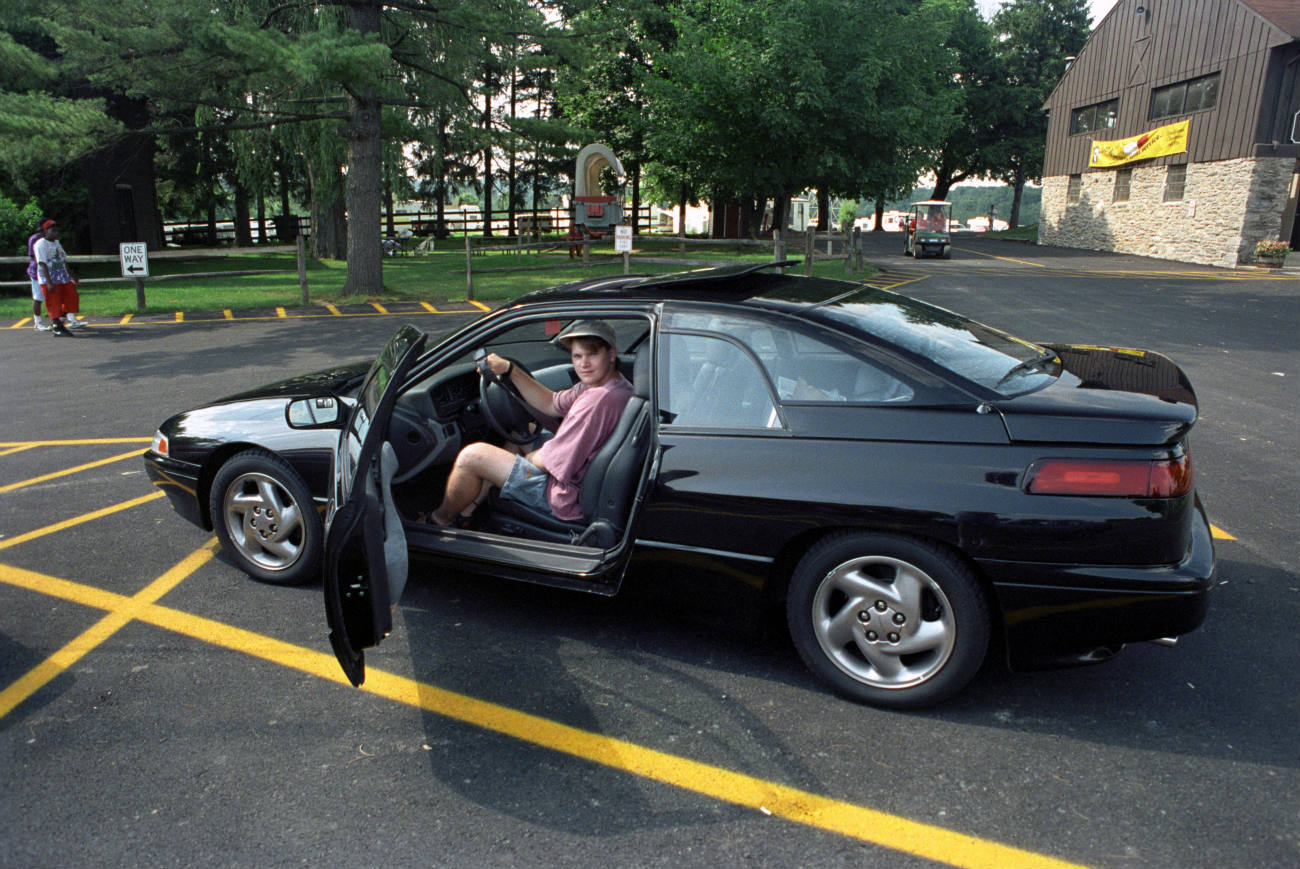 Solve My 1992 Subaru SVX jigsaw puzzle online with 117 pieces