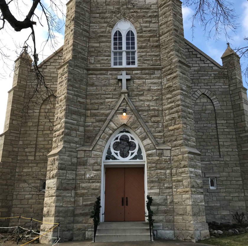 Solve St, Martin's Front entrance, Starkenburg, MO jigsaw puzzle online ...