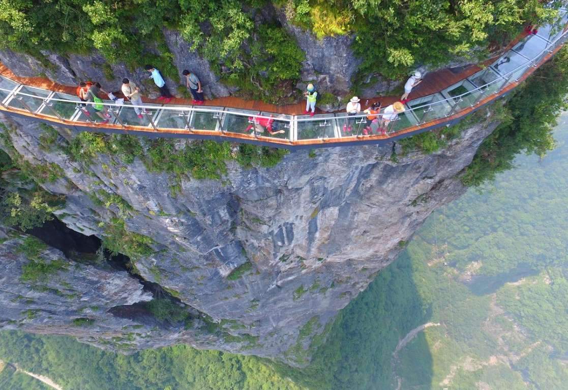 Jigsaw Puzzle | 150 Teile | 1000 feet up, located on Panlong Cliff in ...